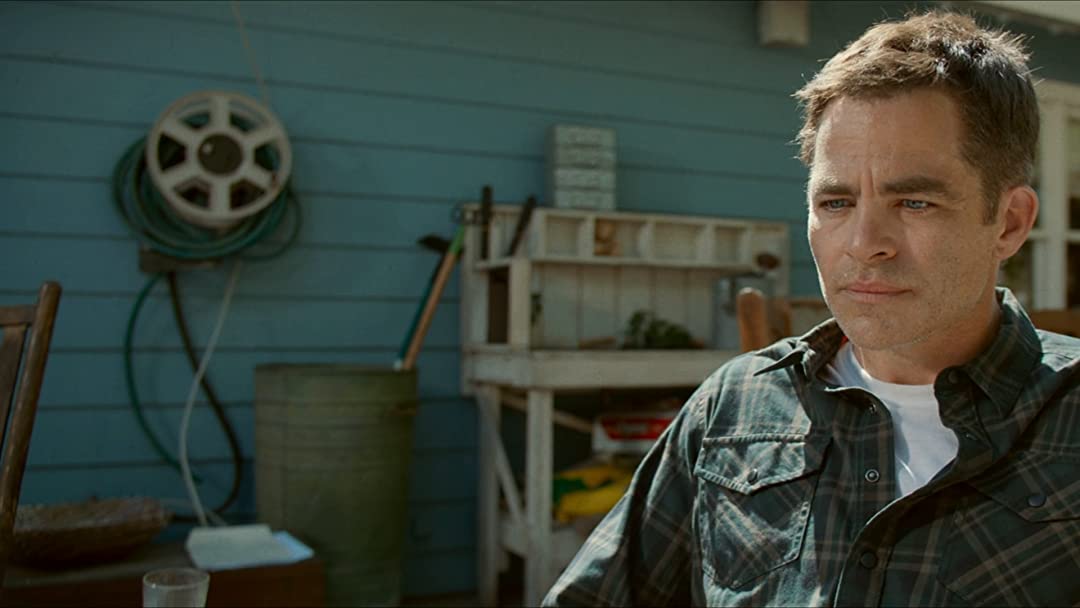 Crítica de El Contratista (The Contractor): Thriller hecho con plantilla