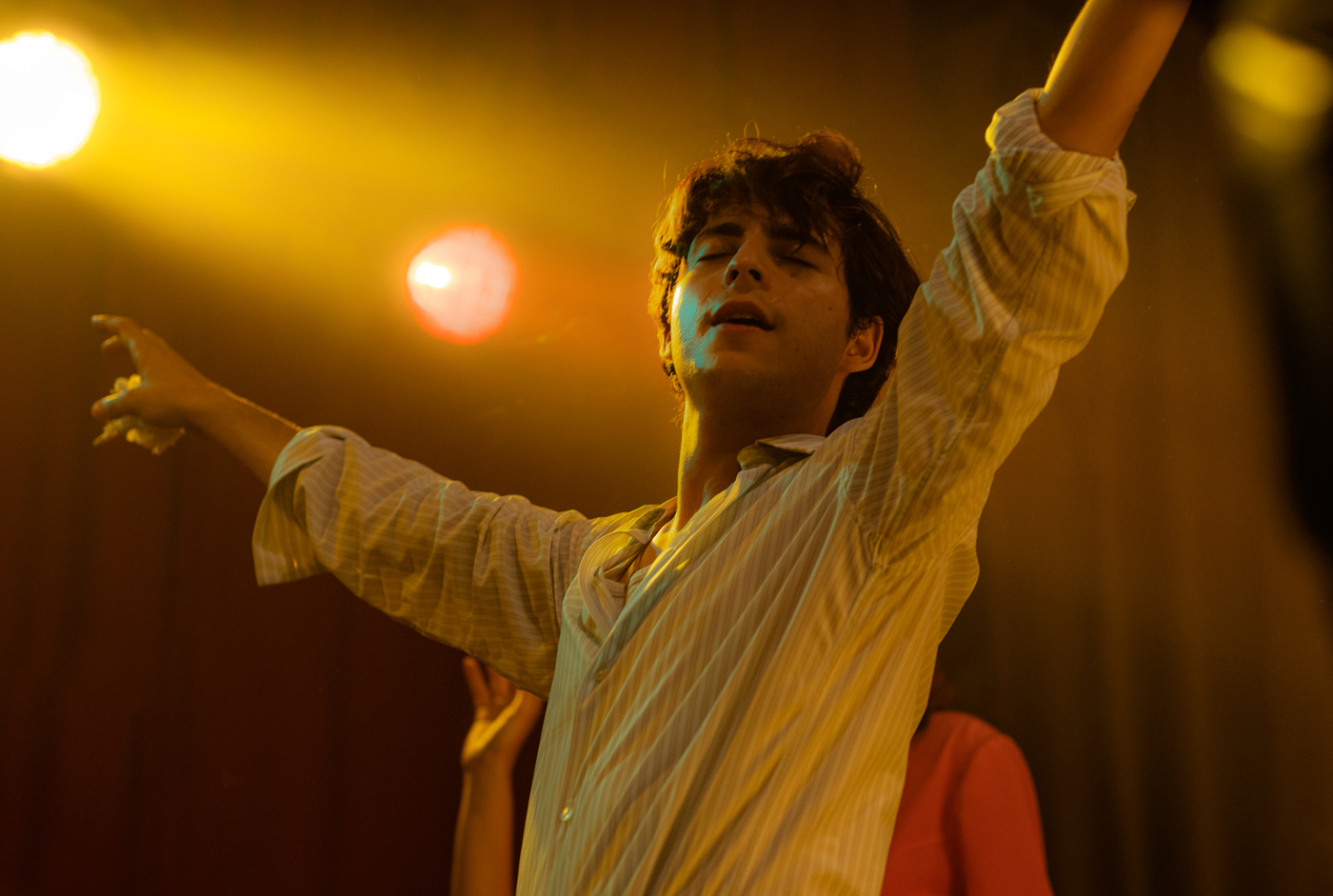 Crítica de ‘Te estoy amando locamente’: Comedia brillante con mensaje y ...