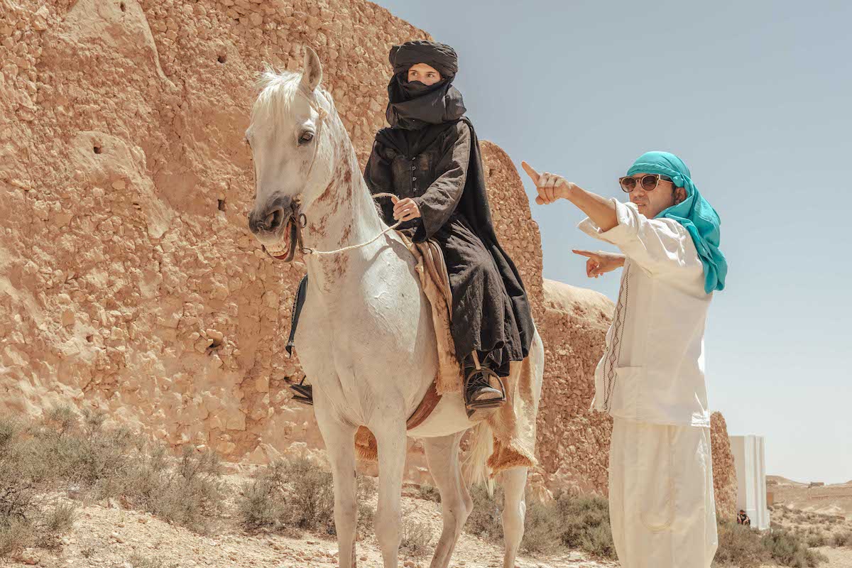 Póster y fecha de estreno de En la alcoba del sultán, de Javier Rebollo